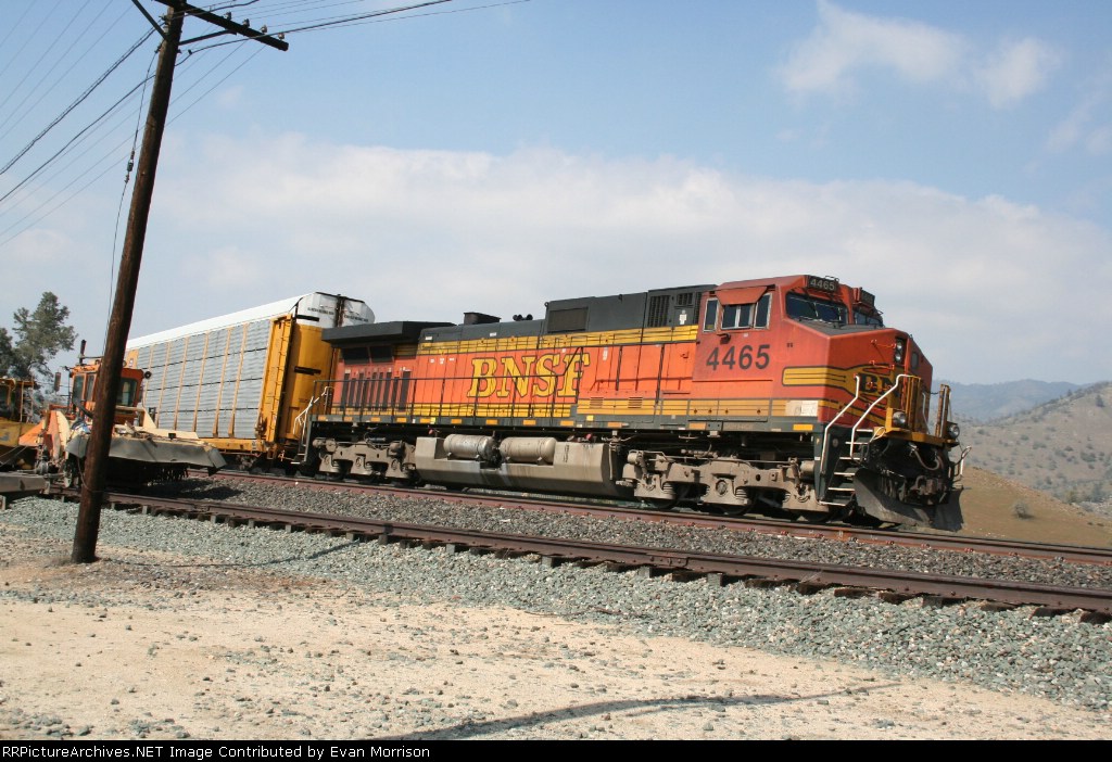 BNSF 4465